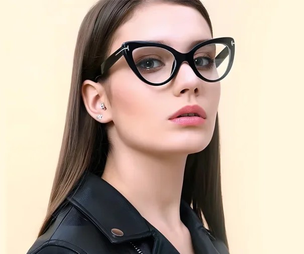 Stylish Eyewear for Women: From Office to Evening Glam - Textile Learner